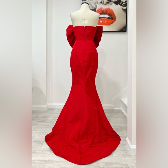 Alexia Maria | Dresses | Alexia Maria Sylvie Bow Embellished Gown Red ...